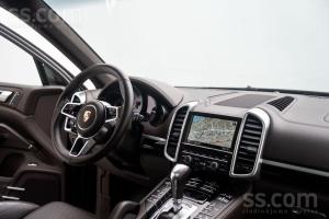 Черный Порше Каен 2015 в Таллин, объемом двигателя 3.00 л и пробегом 180 тыс. км за 24999 €, фото 14 на AUTOMOTO.COM.LV
