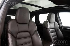 Черный Порше Каен 2015 в Таллин, объемом двигателя 3.00 л и пробегом 180 тыс. км за 24999 €, фото 15 на AUTOMOTO.COM.LV
