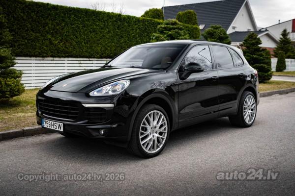 Black Porsche Cayenne 2016 in Tallinn, with an engine capacity of 3.60 L and mileage of 131 thousand km for 19900 €, photo 1 on AUTOMOTO.COM.LV