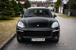 Black Porsche Cayenne 2016 in Tallinn, with an engine capacity of 3.60 L and mileage of 131 thousand km for 19900 €, photo 11 on AUTOMOTO.COM.LV