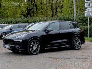 Black Porsche Cayenne 2016 in Riga, with an engine capacity of 3.00 L and mileage of 184 thousand km for 31000 €, photo  on AUTOMOTO.COM.LV