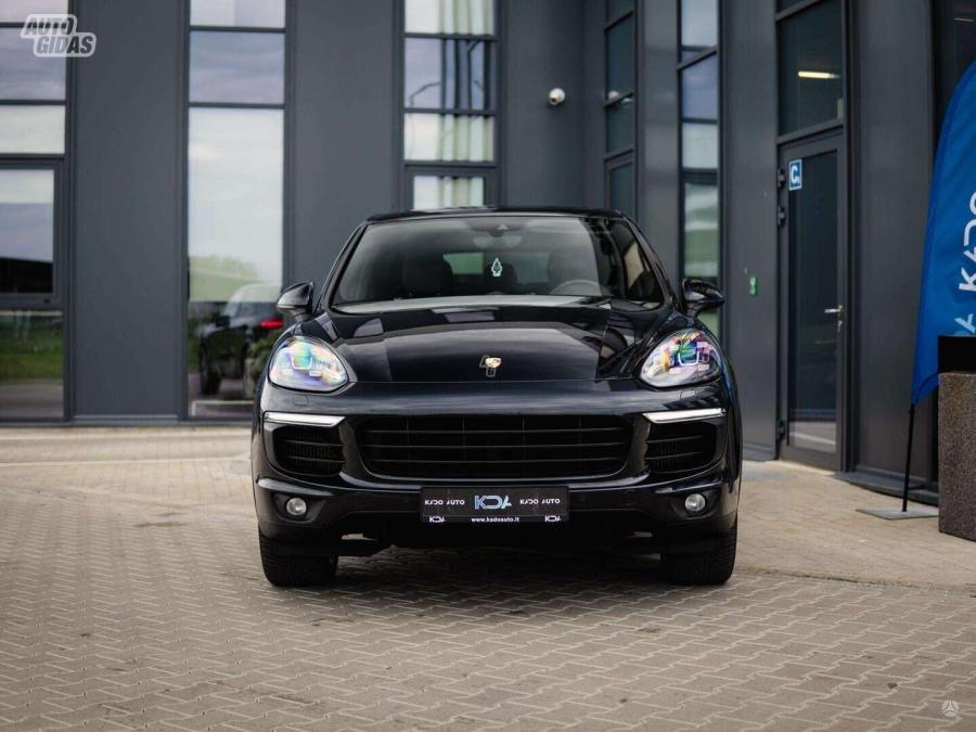 Melns Porsche Cayenne 2016 Marijampole, ar dzinēja tilpumu 3.00 L un nobraukumu 255 tūkst. km par 24450 €, foto 5 vietnē AUTOMOTO.COM.LV
