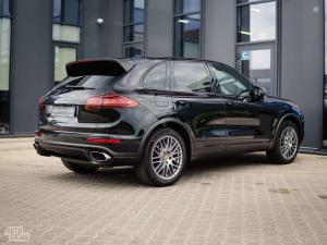 Melns Porsche Cayenne 2016 Marijampole, ar dzinēja tilpumu 3.00 L un nobraukumu 255 tūkst. km par 24450 €, foto 9 vietnē AUTOMOTO.COM.LV