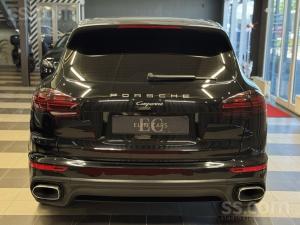 Melns Porsche Cayenne 2016 Rīga, ar dzinēja tilpumu 3.00 L un nobraukumu 216 tūkst. km par 25990 €, foto 6 vietnē AUTOMOTO.COM.LV
