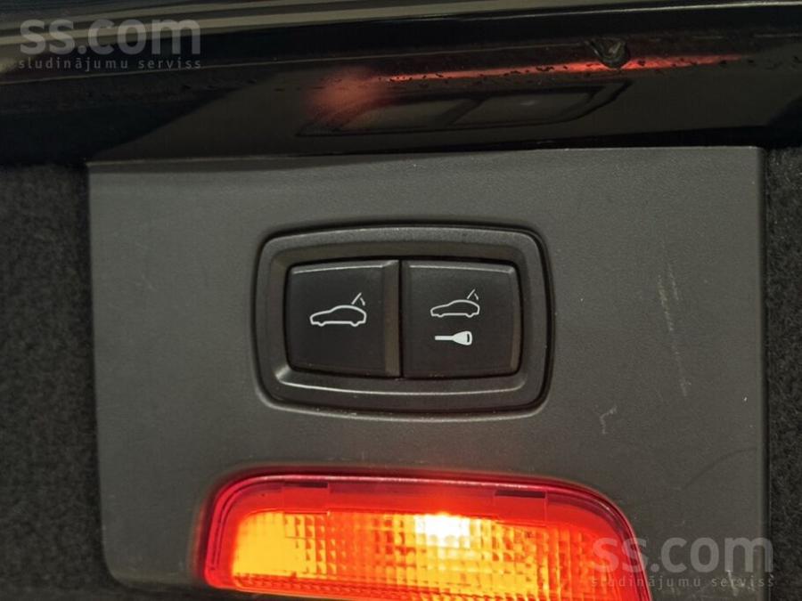 Melns Porsche Cayenne 2016 Rīga, ar dzinēja tilpumu 3.00 L un nobraukumu 216 tūkst. km par 25990 €, foto 9 vietnē AUTOMOTO.COM.LV