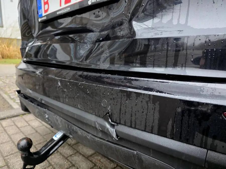 Melns Porsche Cayenne 2016 Rīga, ar dzinēja tilpumu 3.00 L un nobraukumu 204 tūkst. km par 19700 €, foto 10 vietnē AUTOMOTO.COM.LV