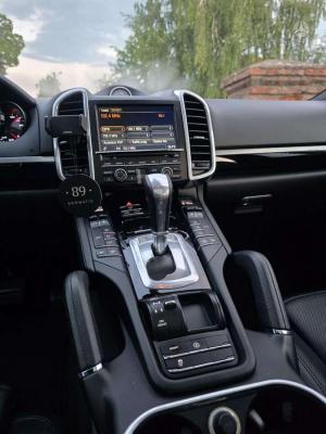 Melns Porsche Cayenne 2016 Utena, ar dzinēja tilpumu 3.60 L un nobraukumu 250 tūkst. km par 16900 €, foto 26 vietnē AUTOMOTO.COM.LV