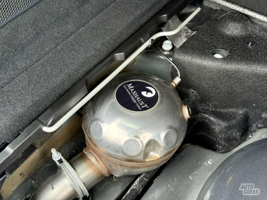 Черный Порше Каен 2016 в Вилкавишкис, объемом двигателя 4.10 л и пробегом 205 тыс. км за 29300 €, фото 32 на AUTOMOTO.COM.LV