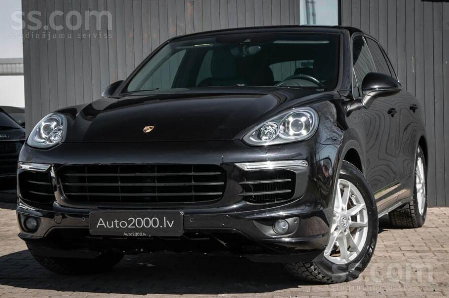 Melns Porsche Cayenne 2016 Tukums, ar dzinēja tilpumu 3.00 L un nobraukumu 289 tūkst. km par 19990 €, foto 3 vietnē AUTOMOTO.COM.LV