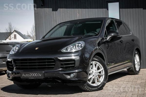 Melns Porsche Cayenne 2016 Tukums, ar dzinēja tilpumu 3.00 L un nobraukumu 289 tūkst. km par 19990 €, foto 3 vietnē AUTOMOTO.COM.LV