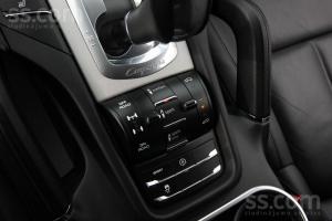 Melns Porsche Cayenne 2016 Tukums, ar dzinēja tilpumu 3.00 L un nobraukumu 289 tūkst. km par 19990 €, foto 20 vietnē AUTOMOTO.COM.LV