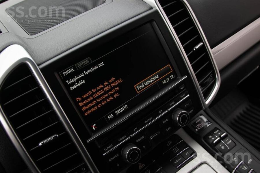 Melns Porsche Cayenne 2016 Tukums, ar dzinēja tilpumu 3.00 L un nobraukumu 289 tūkst. km par 19990 €, foto 22 vietnē AUTOMOTO.COM.LV