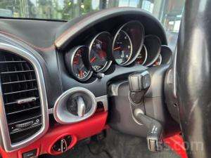 Melns Porsche Cayenne 2016 Rīga, ar dzinēja tilpumu 3.00 L un nobraukumu 0 tūkst. km par 19500 €, foto 14 vietnē AUTOMOTO.COM.LV