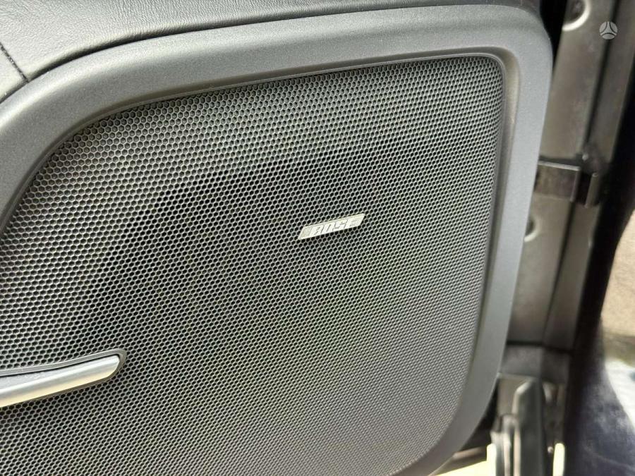 Black Porsche Cayenne 2016 in Siauliai, with an engine capacity of 4.13 L and mileage of 205 thousand km for 28900 €, photo 22 on AUTOMOTO.COM.LV