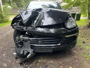 Melns Porsche Cayenne 2016 Viļņa, ar dzinēja tilpumu 3.60 L un nobraukumu 126 tūkst. km par 9400 €, foto 4 vietnē AUTOMOTO.COM.LV