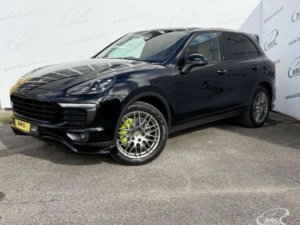 Melns Porsche Cayenne 2016 Klaipėda, ar dzinēja tilpumu 3.00 L un nobraukumu 173 tūkst. km par 22900 €, foto 1 vietnē AUTOMOTO.COM.LV