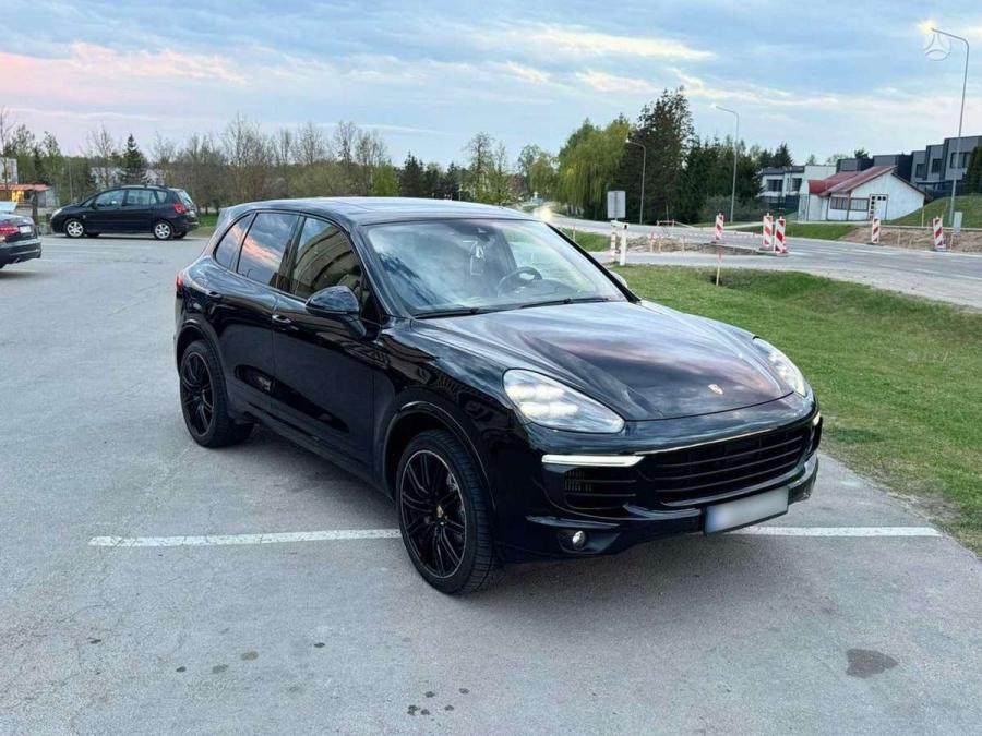 Melns Porsche Cayenne 2016 Kauņa, ar dzinēja tilpumu 3.60 L un nobraukumu 172 tūkst. km par 18000 €, foto 15 vietnē AUTOMOTO.COM.LV