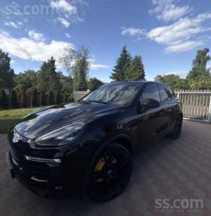 Melns Porsche Cayenne 2016 Jelgava, ar dzinēja tilpumu 3.00 L un nobraukumu 220 tūkst. km par 23000 €, foto  vietnē AUTOMOTO.COM.LV
