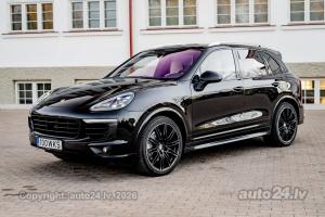 Black Porsche Cayenne 2016 in Tallinn, with an engine capacity of 4.10 L and mileage of 180 thousand km for 27600 €, photo 1 on AUTOMOTO.COM.LV
