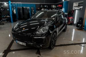 Melns Porsche Cayenne 2017 Rīga, ar dzinēja tilpumu 3.00 L un nobraukumu 77 tūkst. km par 33000 €, foto 6 vietnē AUTOMOTO.COM.LV
