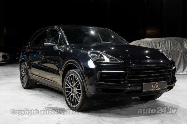 Black Porsche Cayenne 2017 in Riga, with an engine capacity of 3.00 L and mileage of 171 thousand km for 44900 €, photo 3 on AUTOMOTO.COM.LV
