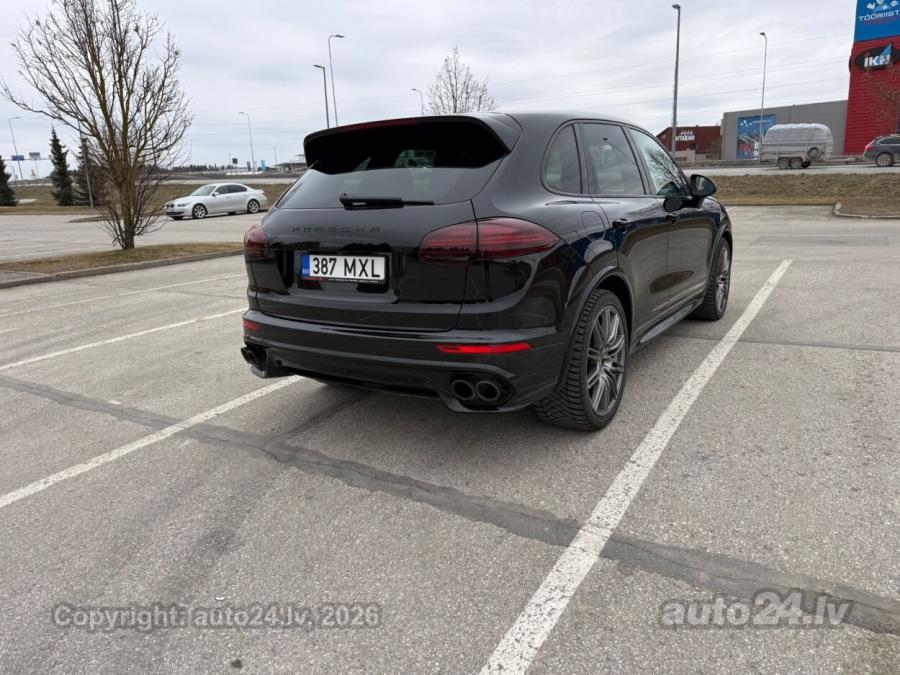 Black Porsche Cayenne 2017 in Tallinn, with an engine capacity of 3.60 L and mileage of 149 thousand km for 34000 €, photo 3 on AUTOMOTO.COM.LV