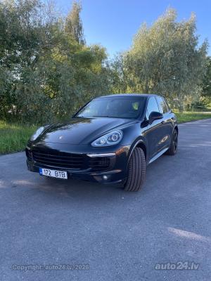 Black Porsche Cayenne 2017 in Tallinn, with an engine capacity of 3.00 L and mileage of 135 thousand km for 33990 €, photo 20 on AUTOMOTO.COM.LV