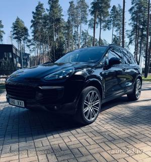 Melns Porsche Cayenne 2017 Tallina, ar dzinēja tilpumu 3.00 L un nobraukumu 197 tūkst. km par 30600 €, foto  vietnē AUTOMOTO.COM.LV