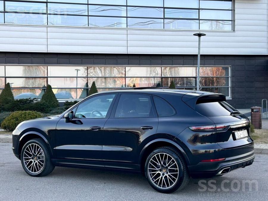 Melns Porsche Cayenne 2017 Rīga, ar dzinēja tilpumu 3.00 L un nobraukumu 171 tūkst. km par 34950 €, foto 4 vietnē AUTOMOTO.COM.LV