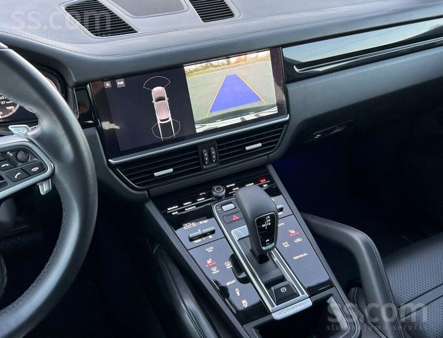 Melns Porsche Cayenne 2017 Rīga, ar dzinēja tilpumu 3.00 L un nobraukumu 171 tūkst. km par 34950 €, foto 16 vietnē AUTOMOTO.COM.LV