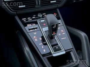 Melns Porsche Cayenne 2017 Rīga, ar dzinēja tilpumu 3.00 L un nobraukumu 171 tūkst. km par 34950 €, foto 17 vietnē AUTOMOTO.COM.LV