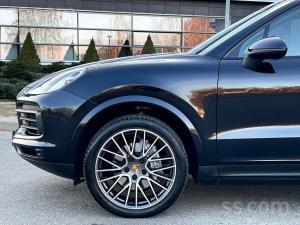 Melns Porsche Cayenne 2017 Rīga, ar dzinēja tilpumu 3.00 L un nobraukumu 171 tūkst. km par 34950 €, foto 28 vietnē AUTOMOTO.COM.LV