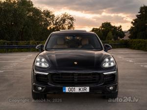 Melns Porsche Cayenne 2017 Tartu, ar dzinēja tilpumu 3.00 L un nobraukumu 169 tūkst. km par 26999 €, foto 3 vietnē AUTOMOTO.COM.LV