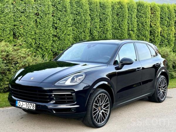 Black Porsche Cayenne 2017 in Riga, with an engine capacity of 3.00 L and mileage of 172 thousand km for 33950 €, photo 1 on AUTOMOTO.COM.LV