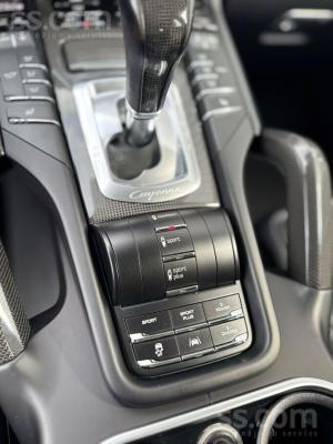 Black Porsche Cayenne 2017 in Riga, with an engine capacity of 3.00 L and mileage of 192 thousand km for 26350 €, photo 9 on AUTOMOTO.COM.LV