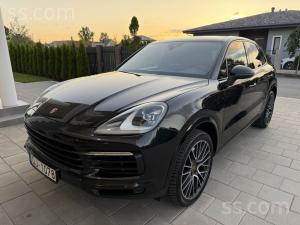 Melns Porsche Cayenne 2017 Rīga, ar dzinēja tilpumu 2.90 L un nobraukumu 172 tūkst. km par 32000 €, foto 6 vietnē AUTOMOTO.COM.LV