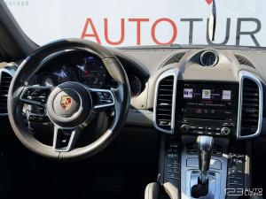 Melns Porsche Cayenne 2017 Tauragė, ar dzinēja tilpumu 3.00 L un nobraukumu 250 tūkst. km par 26990 €, foto 18 vietnē AUTOMOTO.COM.LV