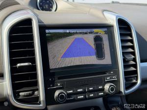 Melns Porsche Cayenne 2017 Tauragė, ar dzinēja tilpumu 3.00 L un nobraukumu 250 tūkst. km par 26990 €, foto 22 vietnē AUTOMOTO.COM.LV