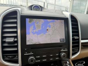 Melns Porsche Cayenne 2017 Klaipėda, ar dzinēja tilpumu 3.00 L un nobraukumu 183 tūkst. km par 19500 €, foto 29 vietnē AUTOMOTO.COM.LV