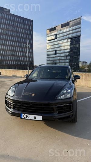 Melns Porsche Cayenne 2017 Rīga, ar dzinēja tilpumu 2.90 L un nobraukumu 125 tūkst. km par 48200 €, foto  vietnē AUTOMOTO.COM.LV