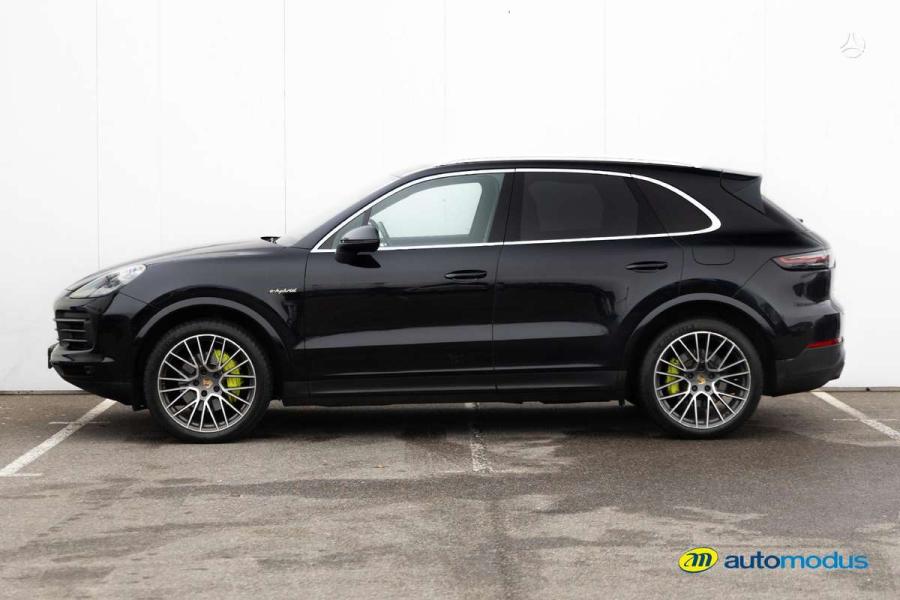 Melns Porsche Cayenne 2018 Viļņa, ar dzinēja tilpumu 3.00 L un nobraukumu 157 tūkst. km par 49900 €, foto 26 vietnē AUTOMOTO.COM.LV