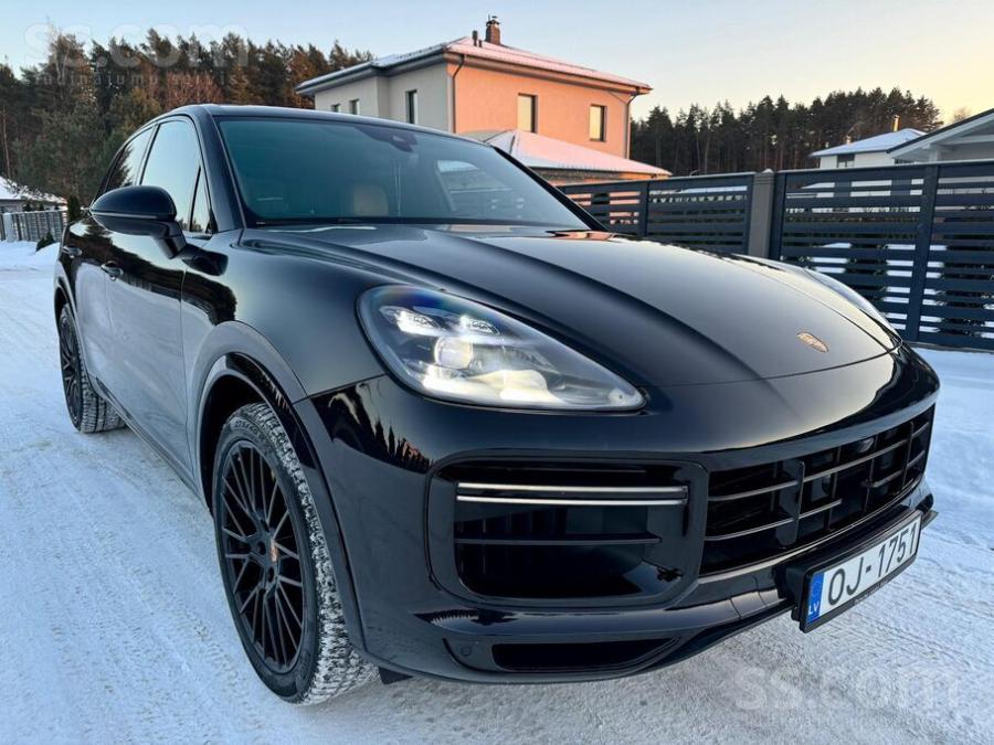 Melns Porsche Cayenne 2018 Rīga, ar dzinēja tilpumu 4.00 L un nobraukumu 0 tūkst. km par 46900 €, foto 5 vietnē AUTOMOTO.COM.LV