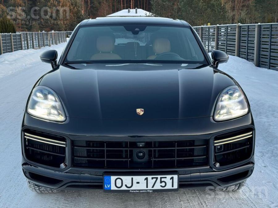 Melns Porsche Cayenne 2018 Rīga, ar dzinēja tilpumu 4.00 L un nobraukumu 0 tūkst. km par 46900 €, foto 9 vietnē AUTOMOTO.COM.LV