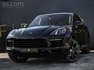 Melns Porsche Cayenne 2018 Tukums, ar dzinēja tilpumu 3.00 L un nobraukumu 155 tūkst. km par 45990 €, foto 2 vietnē AUTOMOTO.COM.LV