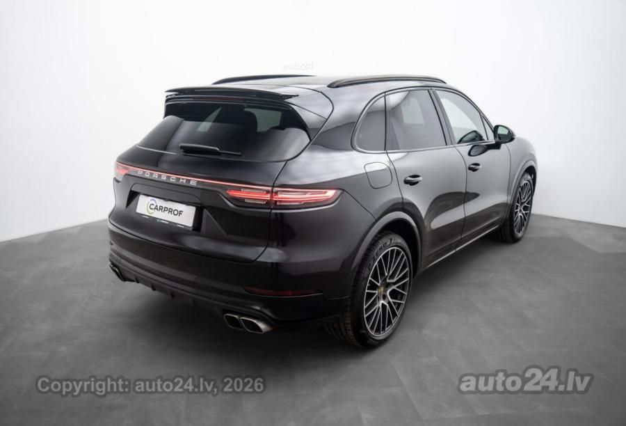 Melns Porsche Cayenne 2018 Tallina, ar dzinēja tilpumu 4.00 L un nobraukumu 145 tūkst. km par 54999 €, foto 5 vietnē AUTOMOTO.COM.LV