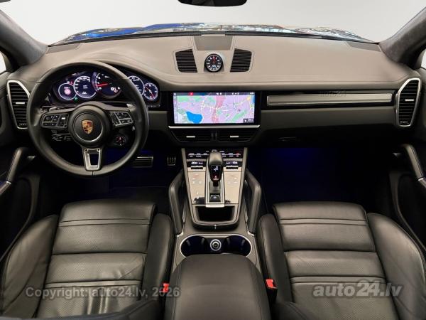 Black Porsche Cayenne 2018 in Tallinn, with an engine capacity of 4.00 L and mileage of 145 thousand km for 54900 €, photo 7 on AUTOMOTO.COM.LV