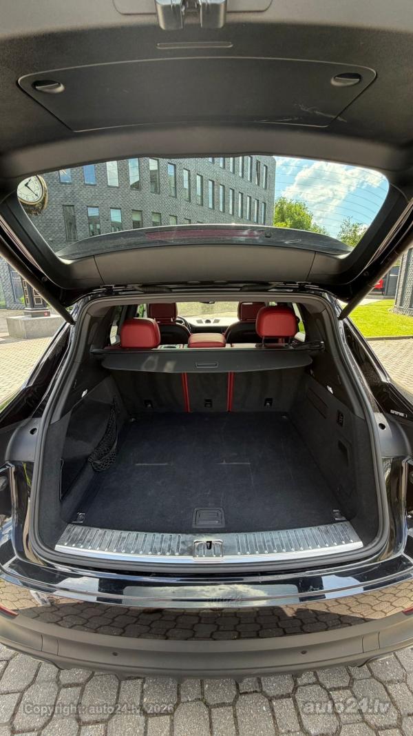 Black Porsche Cayenne 2018 in Tallinn, with an engine capacity of 2.90 L and mileage of 62 thousand km for 57000 €, photo 6 on AUTOMOTO.COM.LV