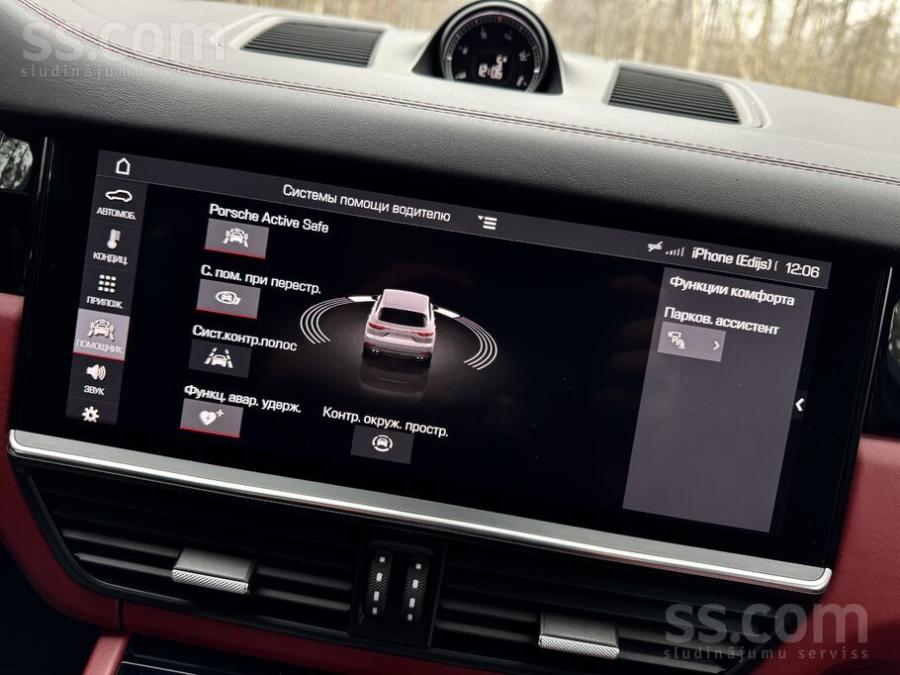 Black Porsche Cayenne 2018 in Riga, with an engine capacity of 2.90 L and mileage of 112 thousand km for 52000 €, photo 28 on AUTOMOTO.COM.LV