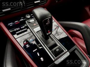 Black Porsche Cayenne 2018 in Riga, with an engine capacity of 2.90 L and mileage of 112 thousand km for 52000 €, photo 36 on AUTOMOTO.COM.LV