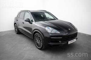 Black Porsche Cayenne 2018 in Tallinn, with an engine capacity of 4.00 L and mileage of 145 thousand km for 52999 €, photo 4 on AUTOMOTO.COM.LV